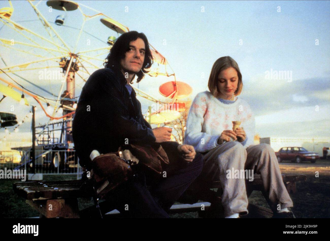 Sarah polley 1990 hi-res stock photography and images - Alamy