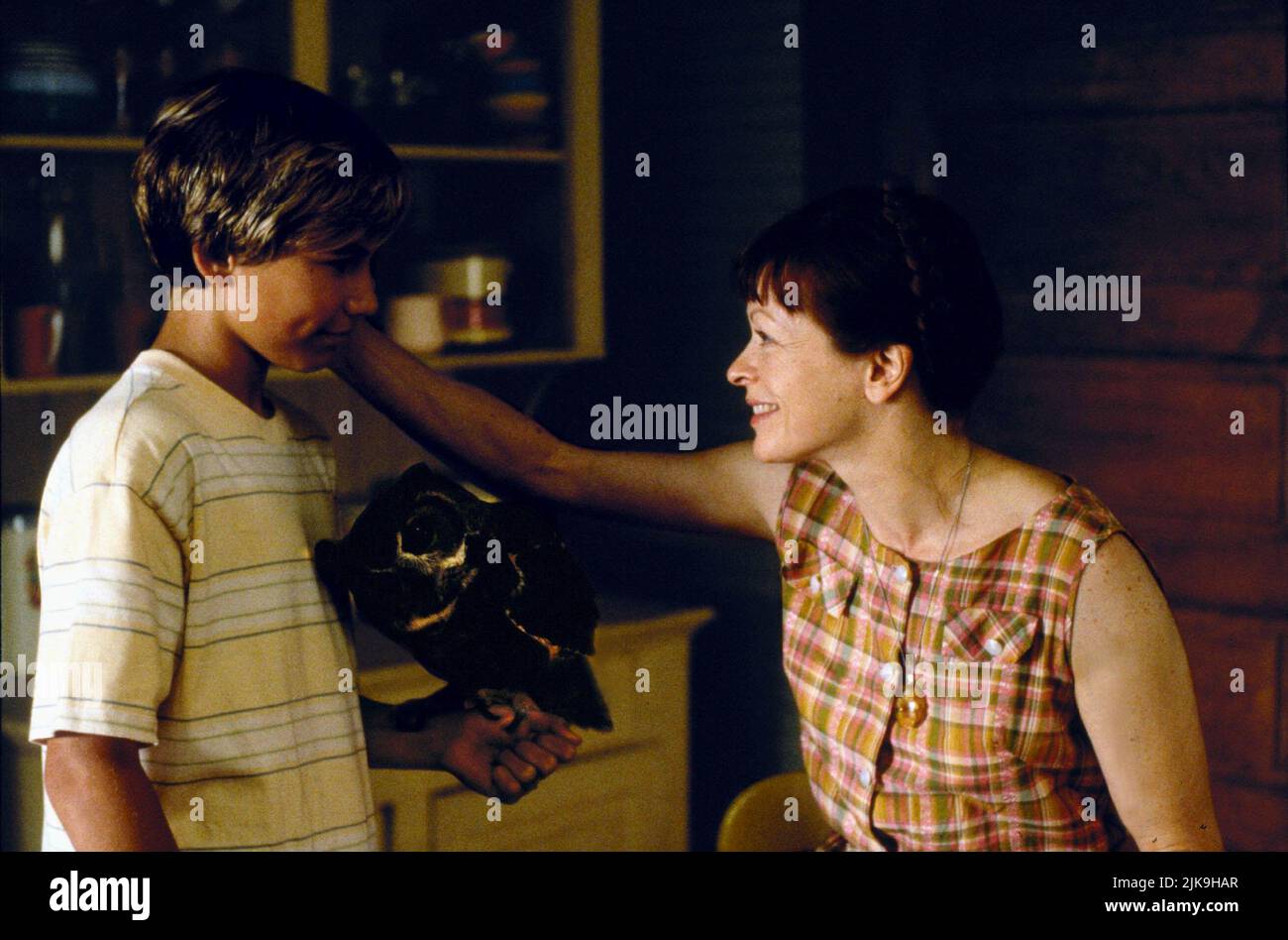 Jonathan Taylor Thomas & Frances Fisher Film: Wild America (1997 ...