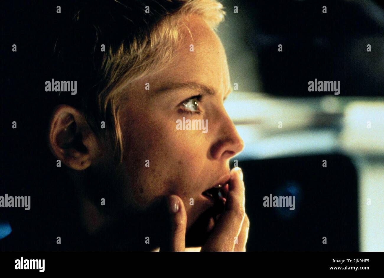 Sharon Stone Film Sphere (USA 1998) Characters: Dr. Elizabeth 'Beth ...