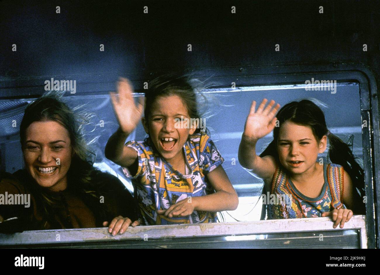 Kate Winslet, Bella Riza, Carrie Mullan Film Hideous Kinky (1998 ...