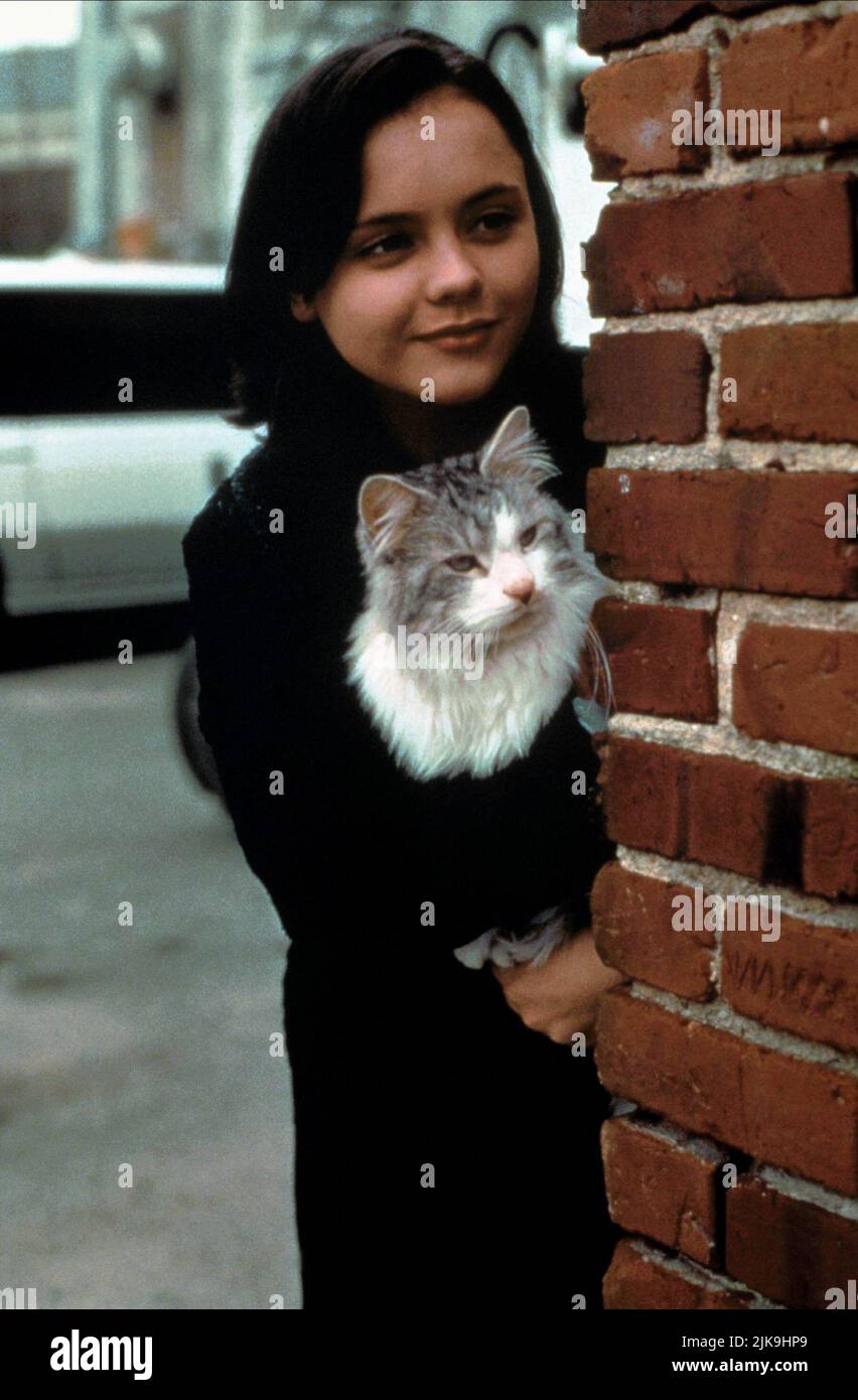 Christina Ricci Film That Darn Cat (1995) Characters: Patti Director ...