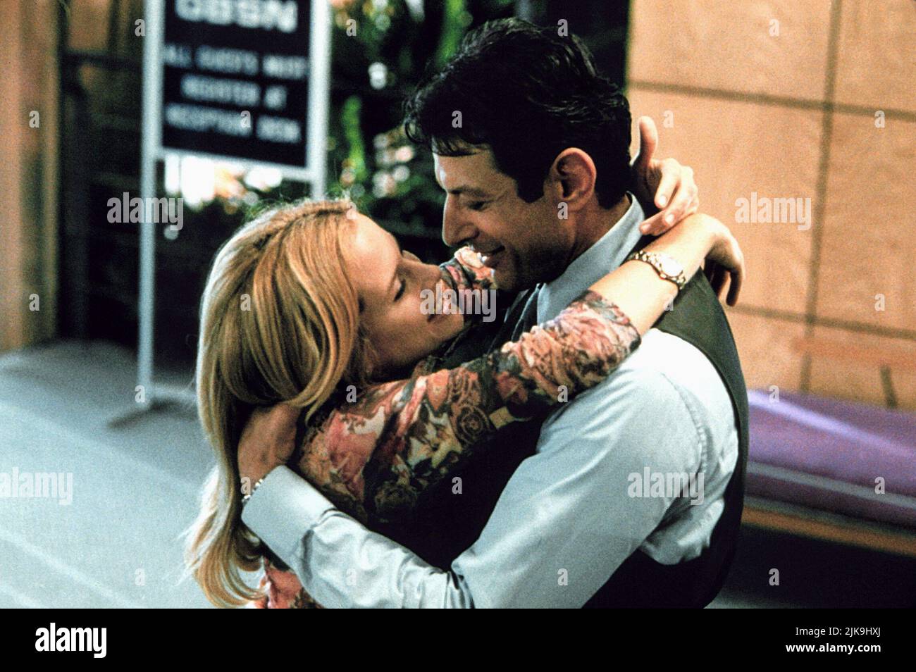 Kelly Preston & Jeff Goldblum Film Holy Man (USA 1998) Characters: Kate ...