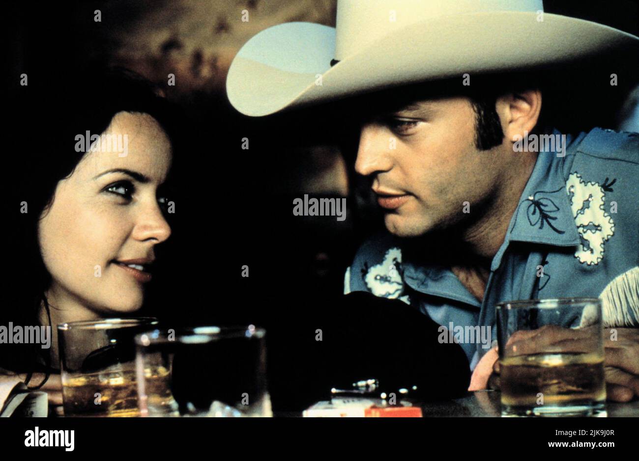 Janeane Garofalo, Vince Vaughn Film: Clay Pigeons (1998) Characters ...