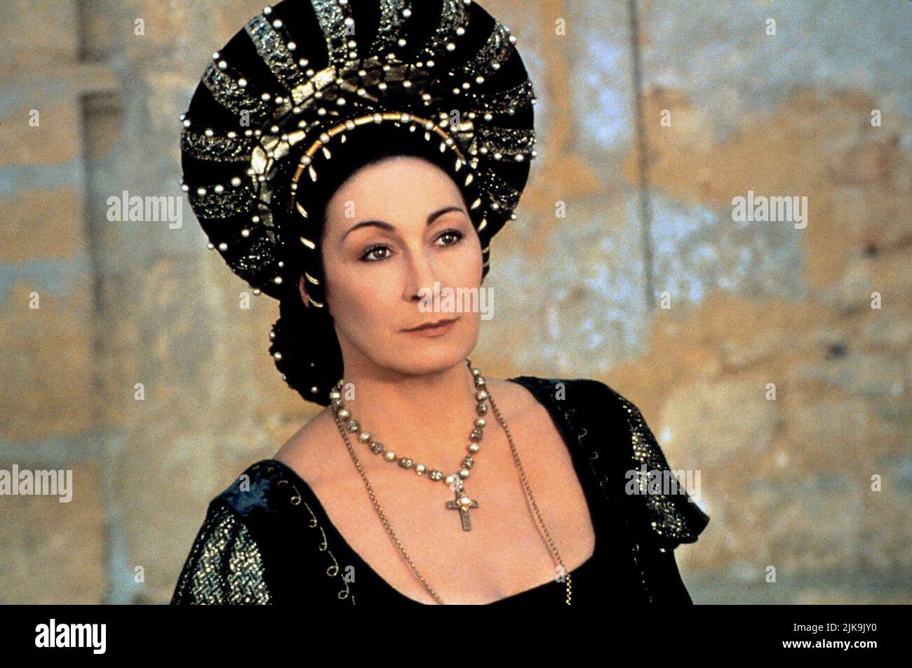 Anjelica Huston Film Ever After: A Cinderella Story; Everafter (USA ...