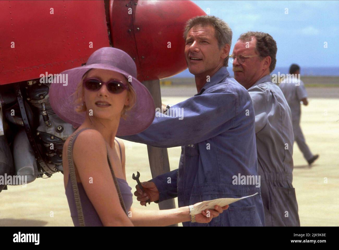 Anne Heche & Harrison Ford Film Six Days Seven Nights (USA 1998 ...