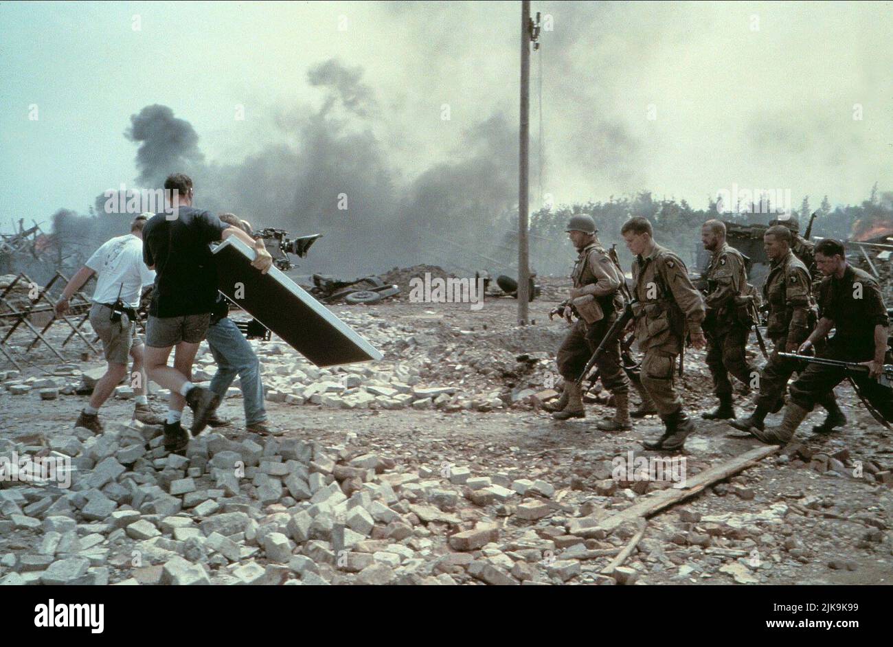 Tom Hanks & Matt Damon Film: Saving Private Ryan (USA 1998) Characters ...