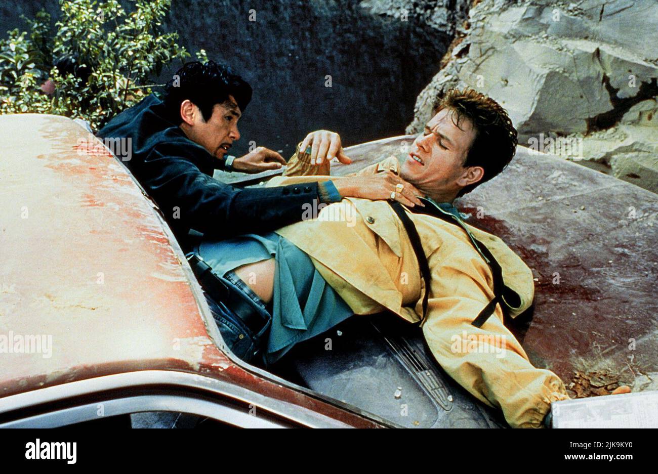 Lou Diamond Phillips, Mark Wahlberg Film The Big Hit (1998) Director ...