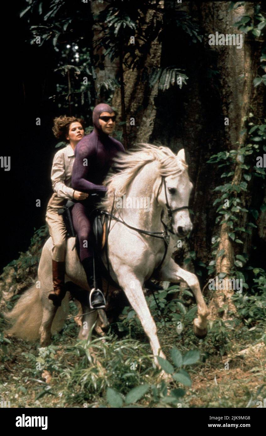 Kristy Swanson & Billy Zane Film The Phantom (1996) Characters: Diana ...