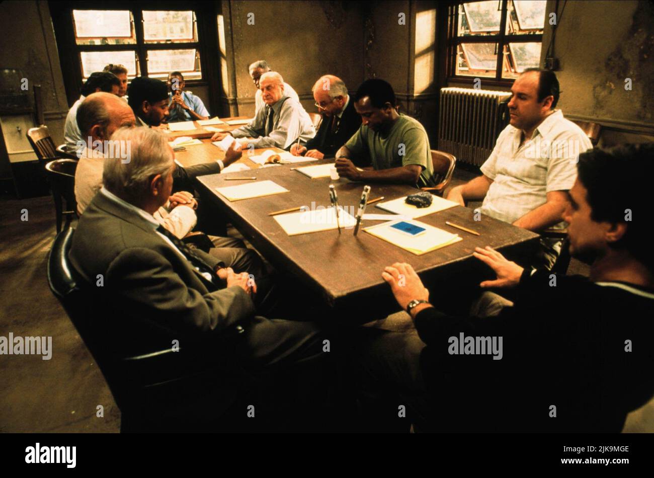 12 angry men hi-res stock photography and images - Alamy