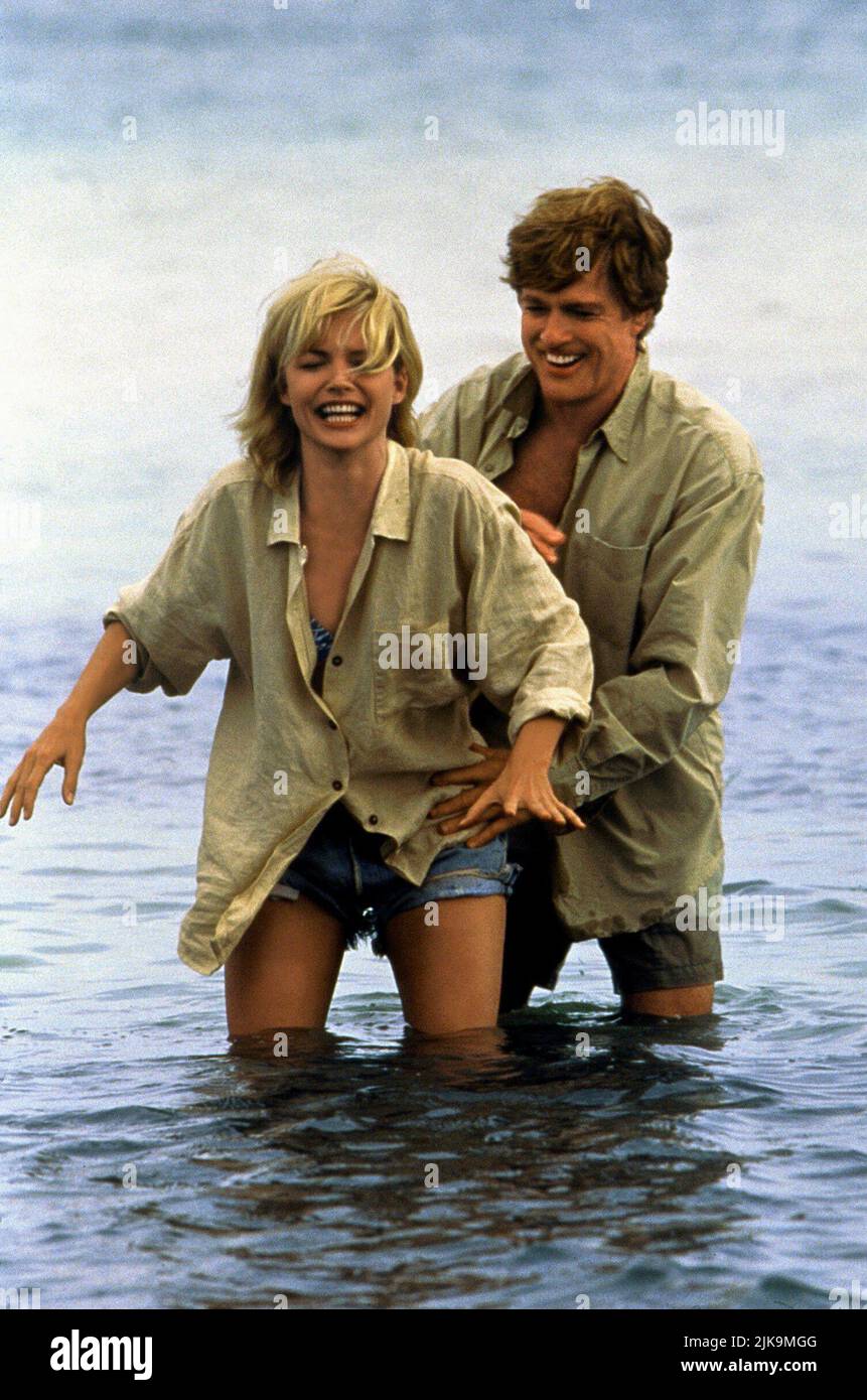 Michelle Pfeiffer & Robert Redford Film Up Close & Personal (1996 ...