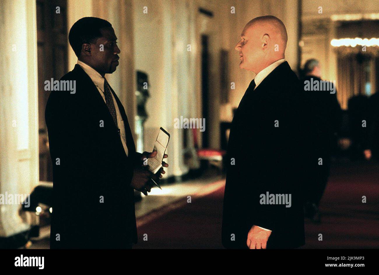 Wesley Snipes & Daniel Benzali Film: Murder At 1600 (1997) Characters ...