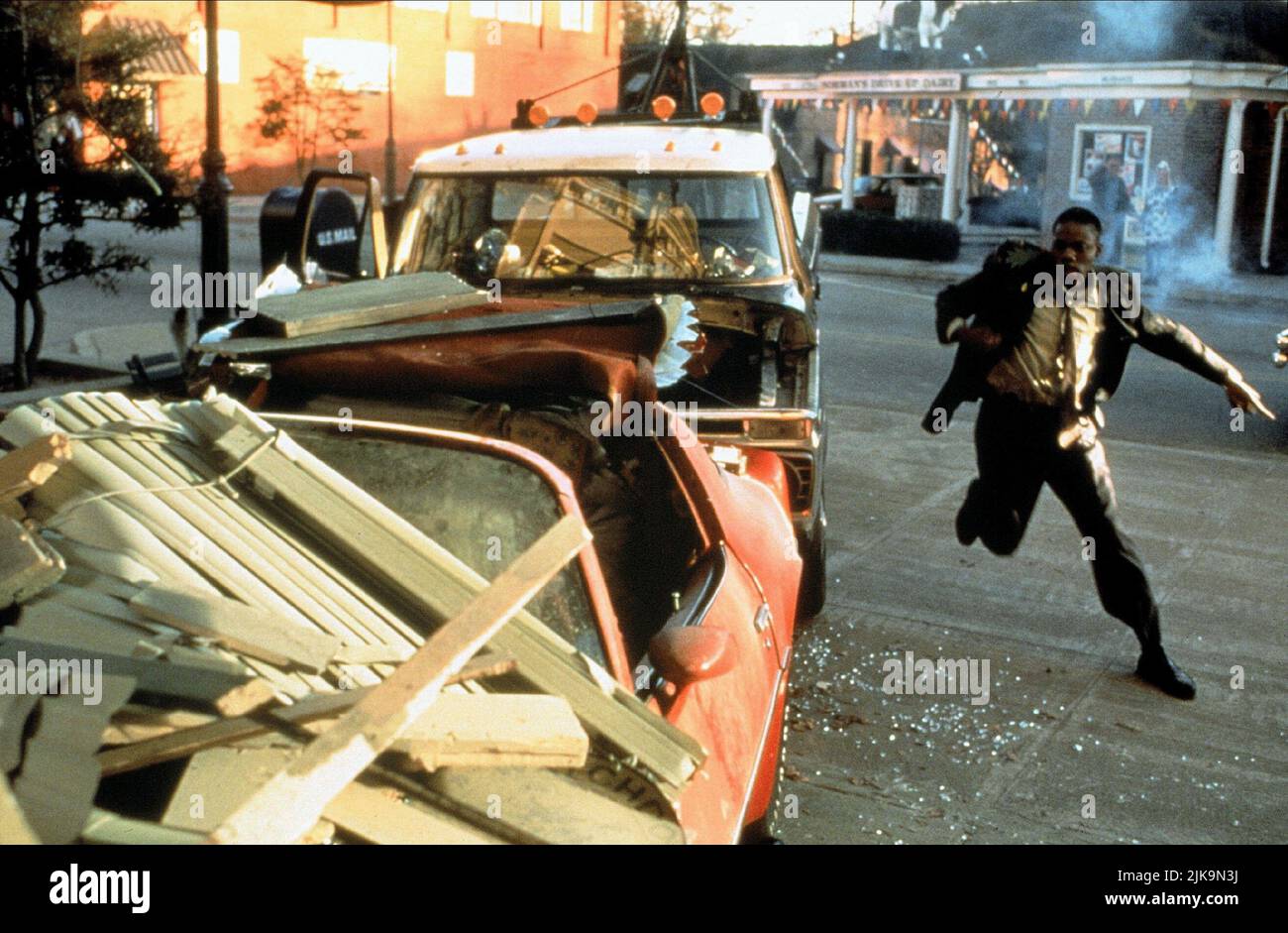 Doug E. Doug Film: That Darn Cat (1997) Characters: Zeke Director: Bob ...