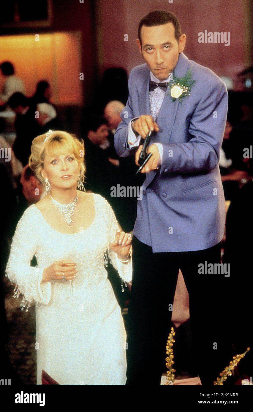 Faye dunaway paul reubens dunston hi-res stock photography and images ...