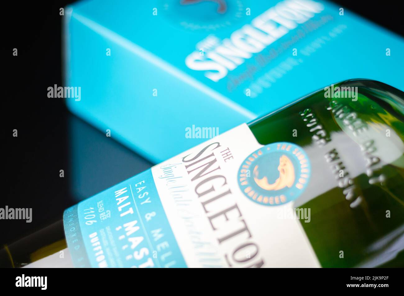 Masters of malt hi-res stock photography and images - Alamy