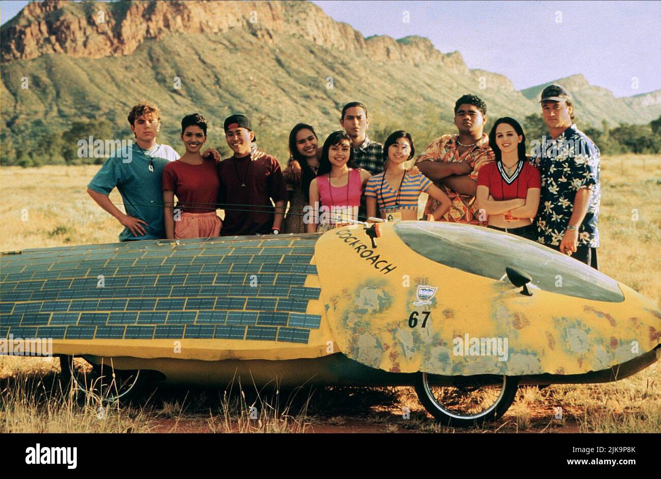 Halle berry race sun 1996 hi-res stock photography and images - Alamy
