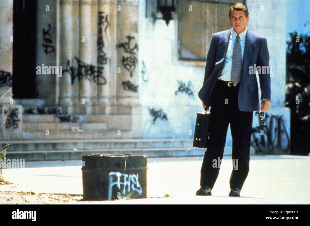 Tom Berenger Film The Substitute (1996) Characters: Jonathan Shale ...