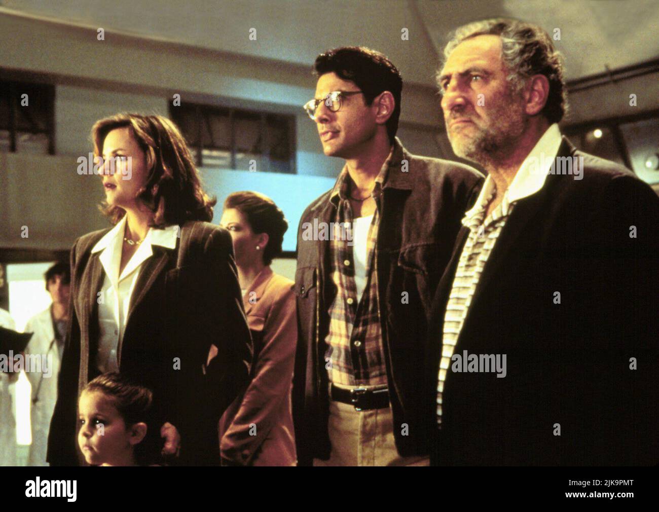 Margaret Colin, Mae Whitman, Jeff Goldblum & Judd Hirsch Film ...