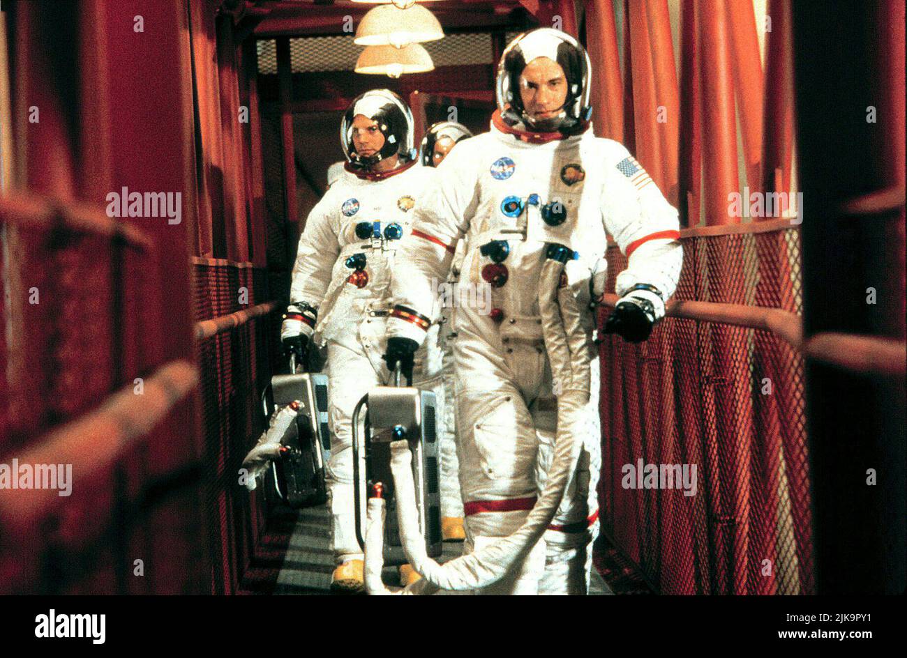 Bill Paxton & Tom Hanks Film: Apollo 13 (USA 1995) Characters: Fred ...
