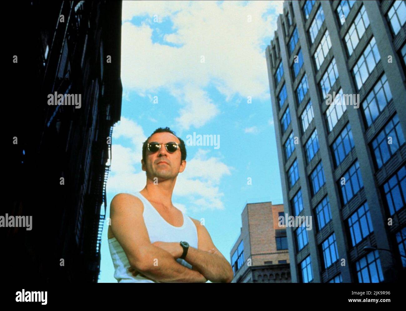 Iain Softley Film Hackers (USA 1995) Director: Iain Softley 15 ...