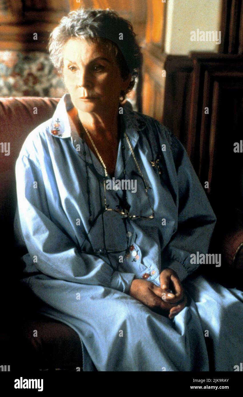 Jean Simmons Film How To Make An American Quilt (1995) Characters: Em Reed Director: Jocelyn ...