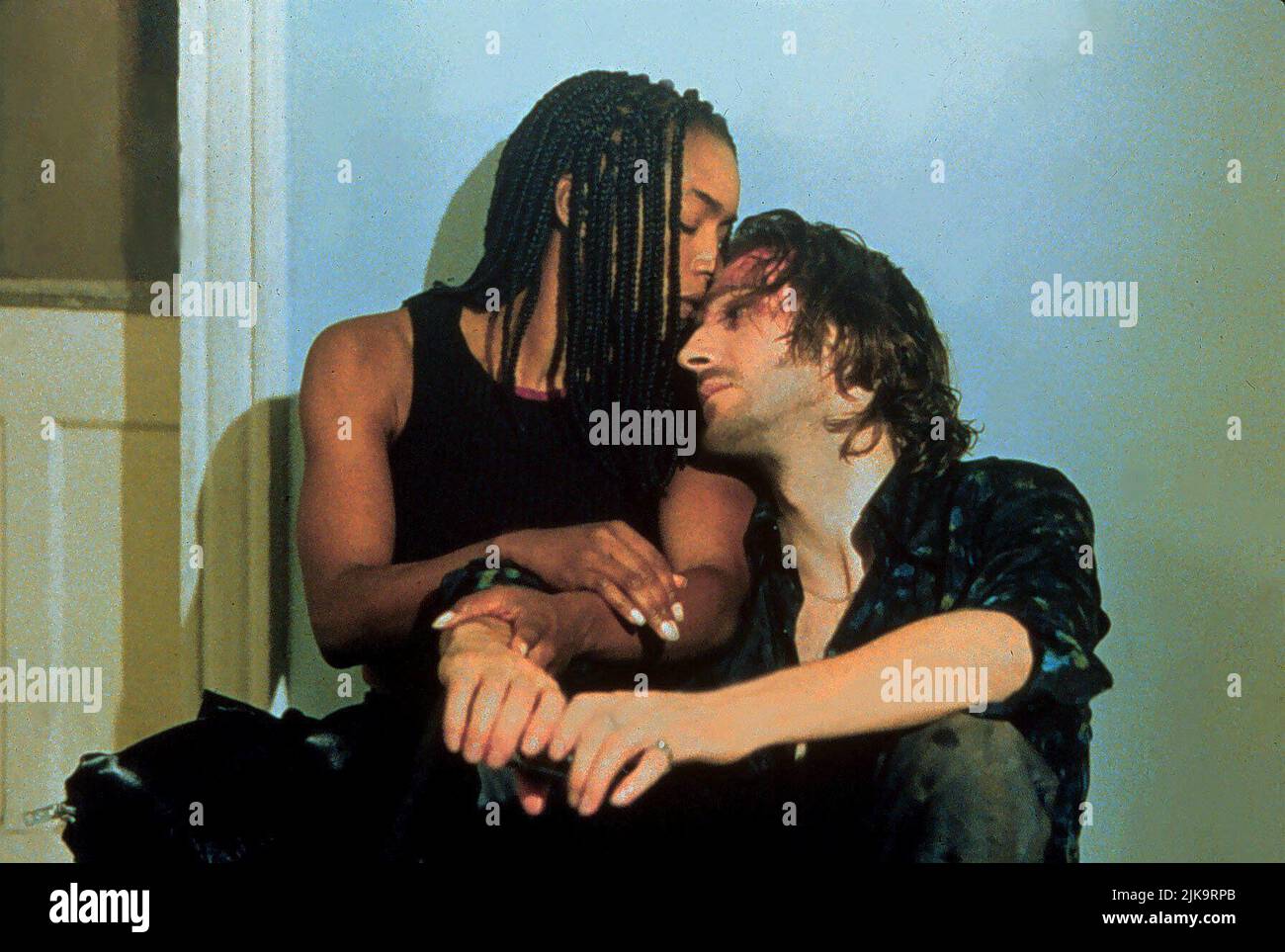 Angela Bassett & Ralph Fiennes Film: Strange Days (USA 1995) Characters ...