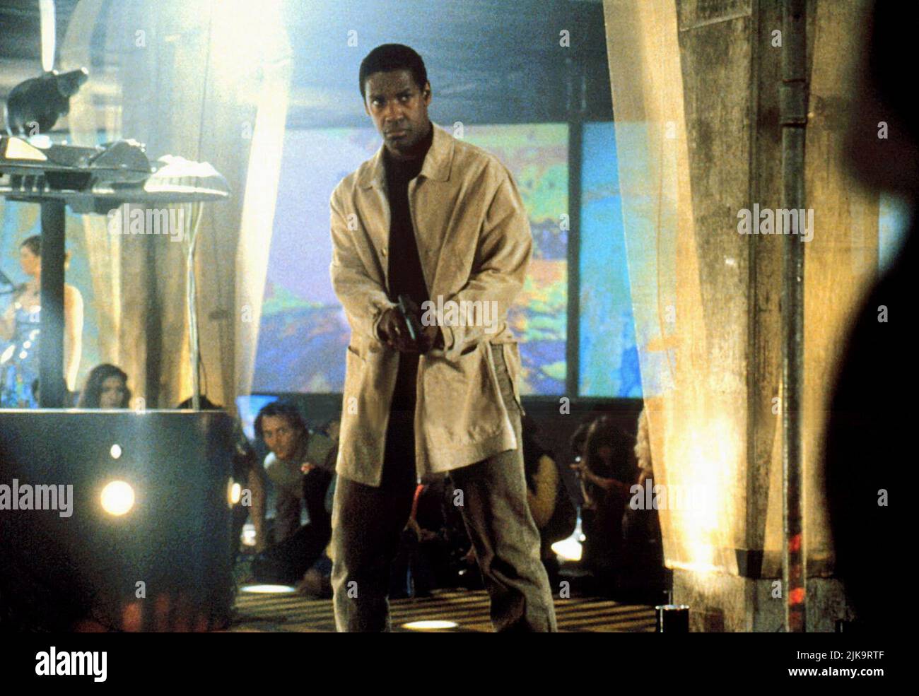 Denzel Washington Film Virtuosity (USA 1995) Characters: Lt. Parker ...