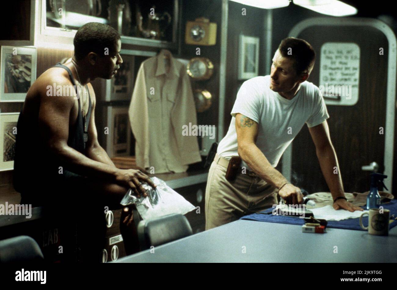 Denzel Washington & Viggo Mortensen Film Crimson Tide (USA 1995 ...