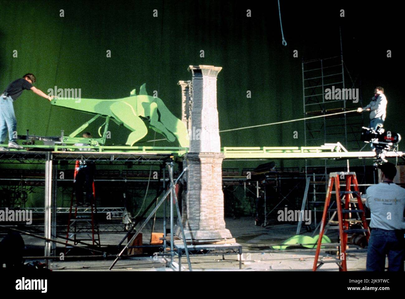 Special Effects Production Film Godzilla (USA/JP 1998) Director: Roland ...