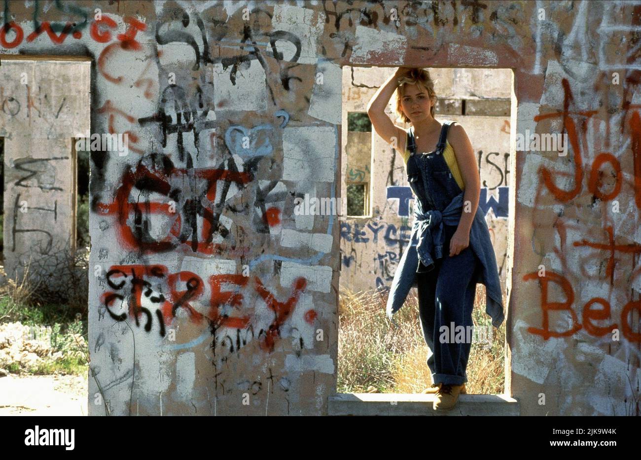 Marisa Ryan Film Love Always; (1995) Characters: Julia Bradshaw 09 November 1996 **WARNING ...