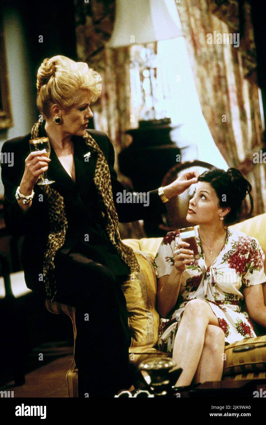 Lynn Redgrave & Sherilyn Fenn Television: Rude Awakening (1998 ...