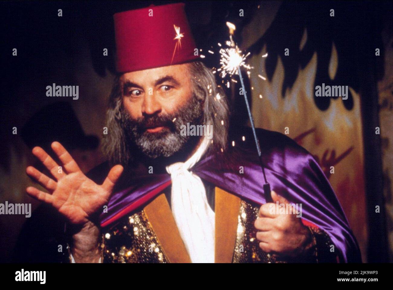 Bob Hoskins Film Rainbow; (1995) Characters: Frank Bailey Director: Bob ...