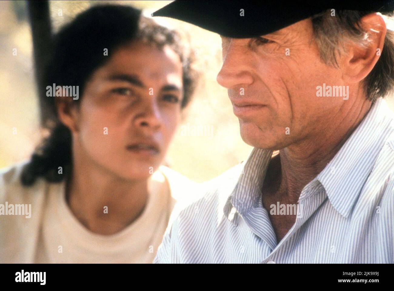 Oyanka cabezas hi-res stock photography and images - Alamy