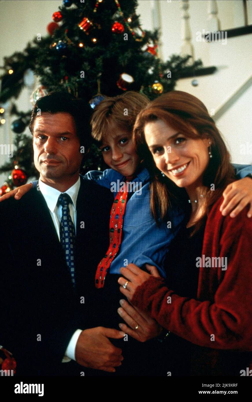 Harry Hamlin, Curtis Blanck & Megan Gallagher Film The Christmas ...