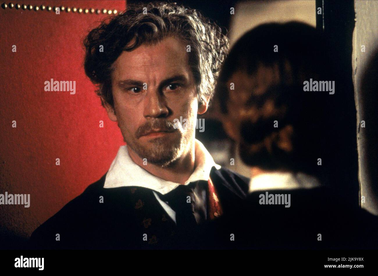 John Malkovich & Julia Roberts Film Mary Reilly (1996) Characters: Dr ...