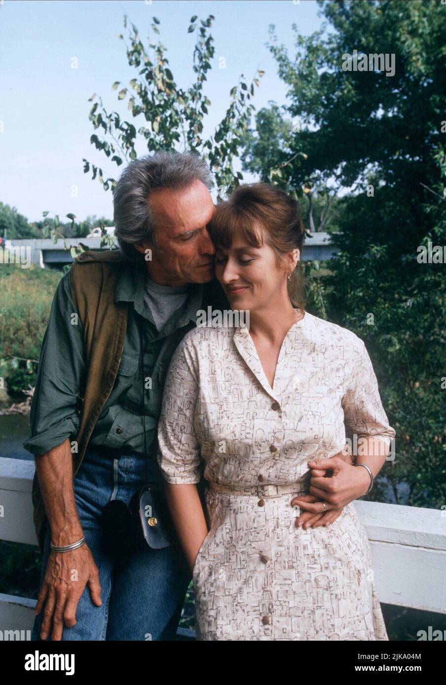 Clint Eastwood & Meryl Streep Film: The Bridges Of Madison County (USA 1995) Characters: Robert ...