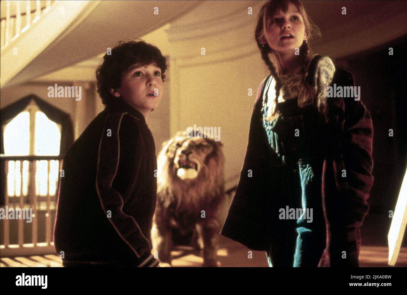 Bradley Pierce & Kirsten Dunst Film Jumanji (USA 1995) Characters ...