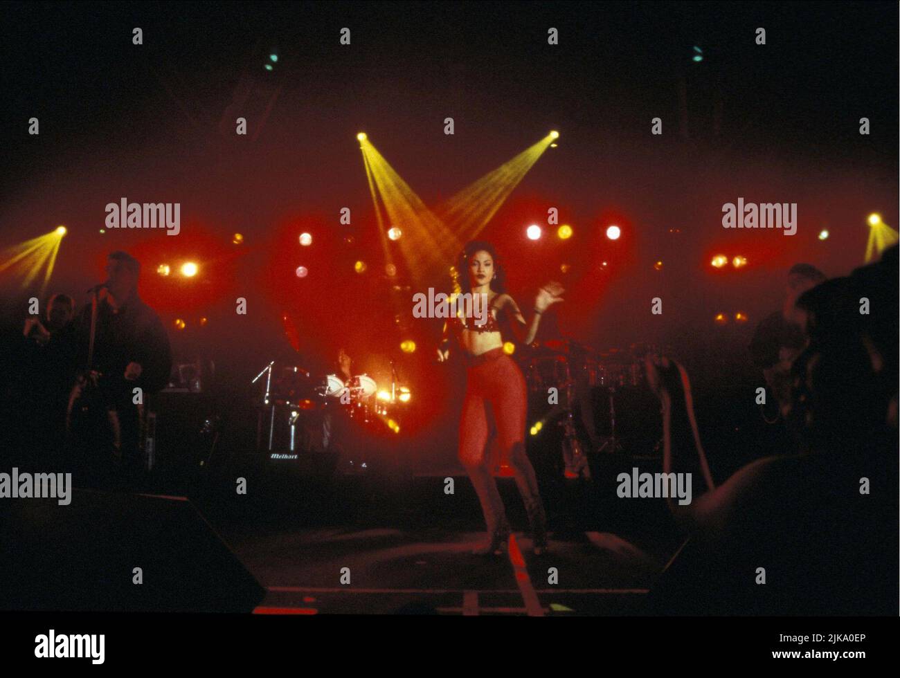 Jennifer Lopez Film Selena (USA 1997) Characters: Selena Quintanilla ...