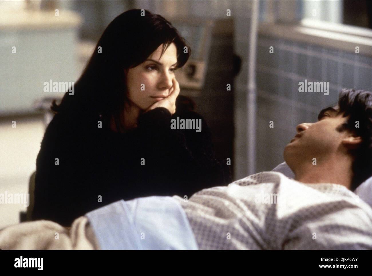 Sandra Bullock & Peter Gallagher Film: While You Were Sleeping (USA ...