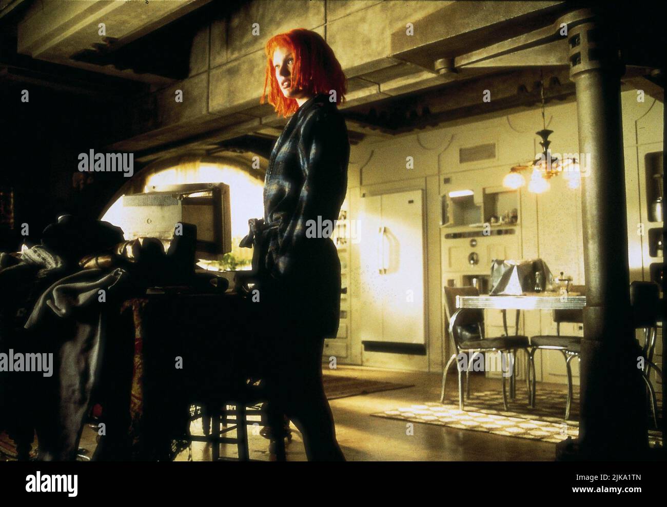 Luc fifth element 1997 hi-res stock photography and images - Alamy