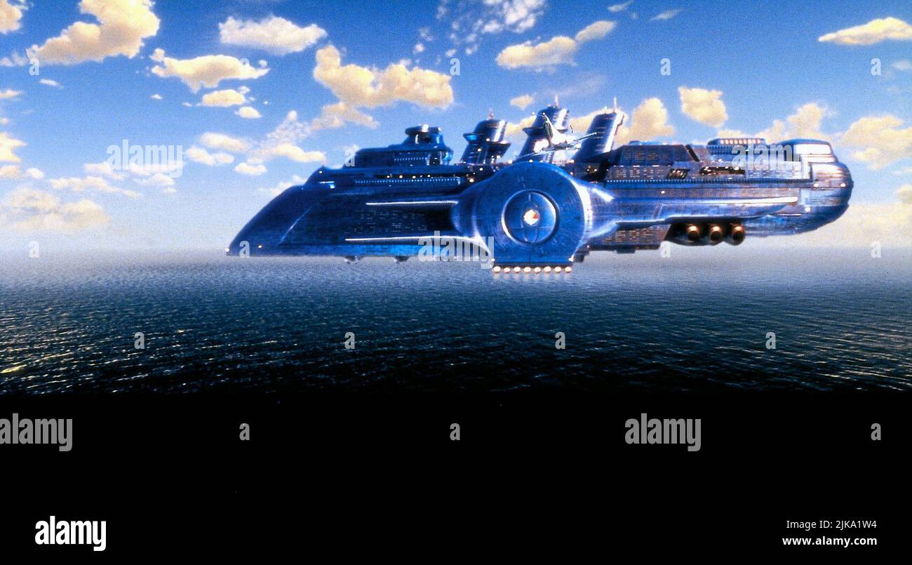 Luc fifth element 1997 hi-res stock photography and images - Alamy