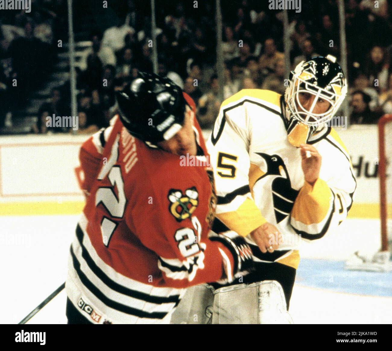 Jean-Claude Van Damme Film Sudden Death (USA 1995) Characters: Darren ...