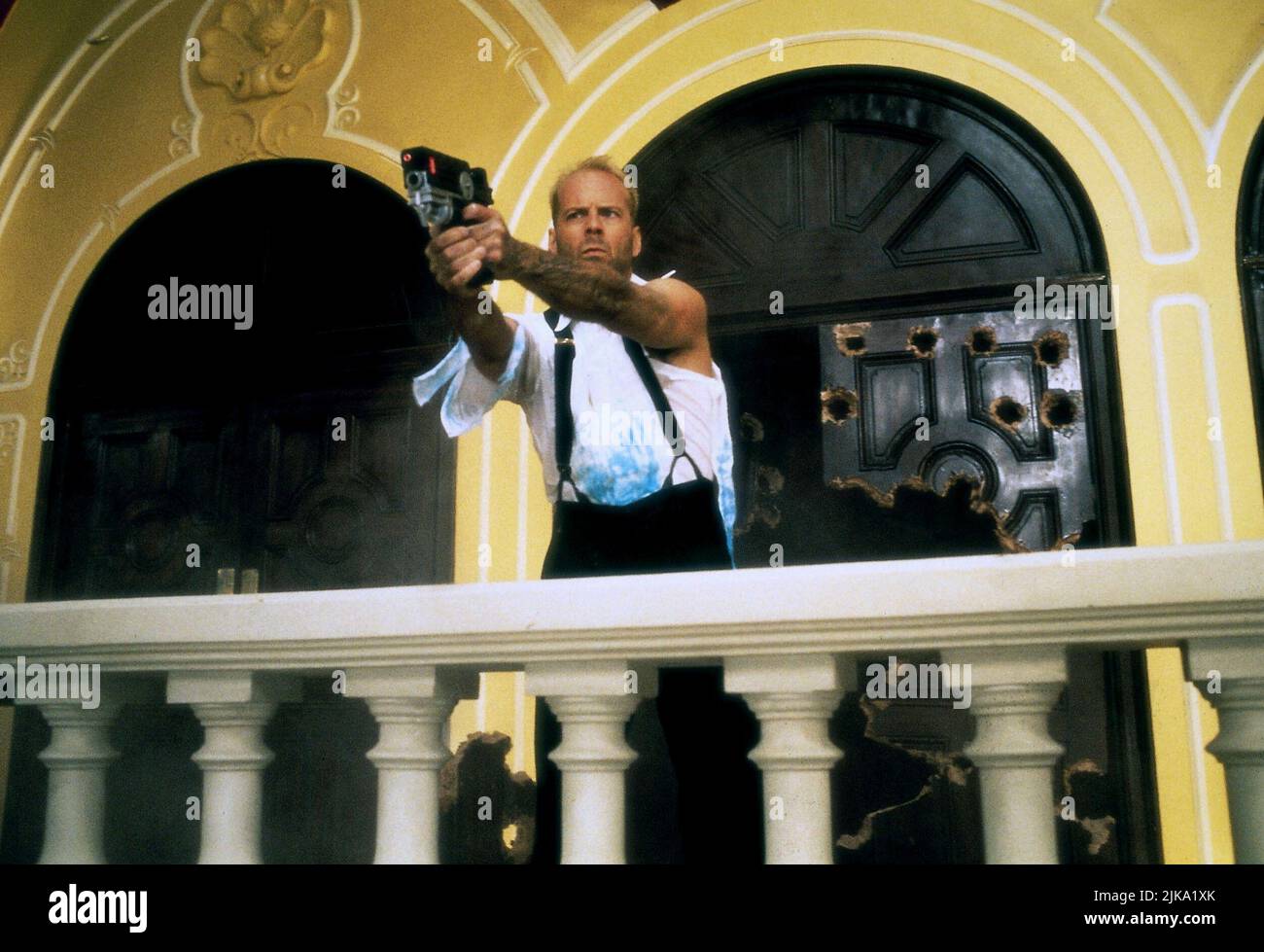 Bruce Willis Film The Fifth Element (Le cinquième élément) Characters ...