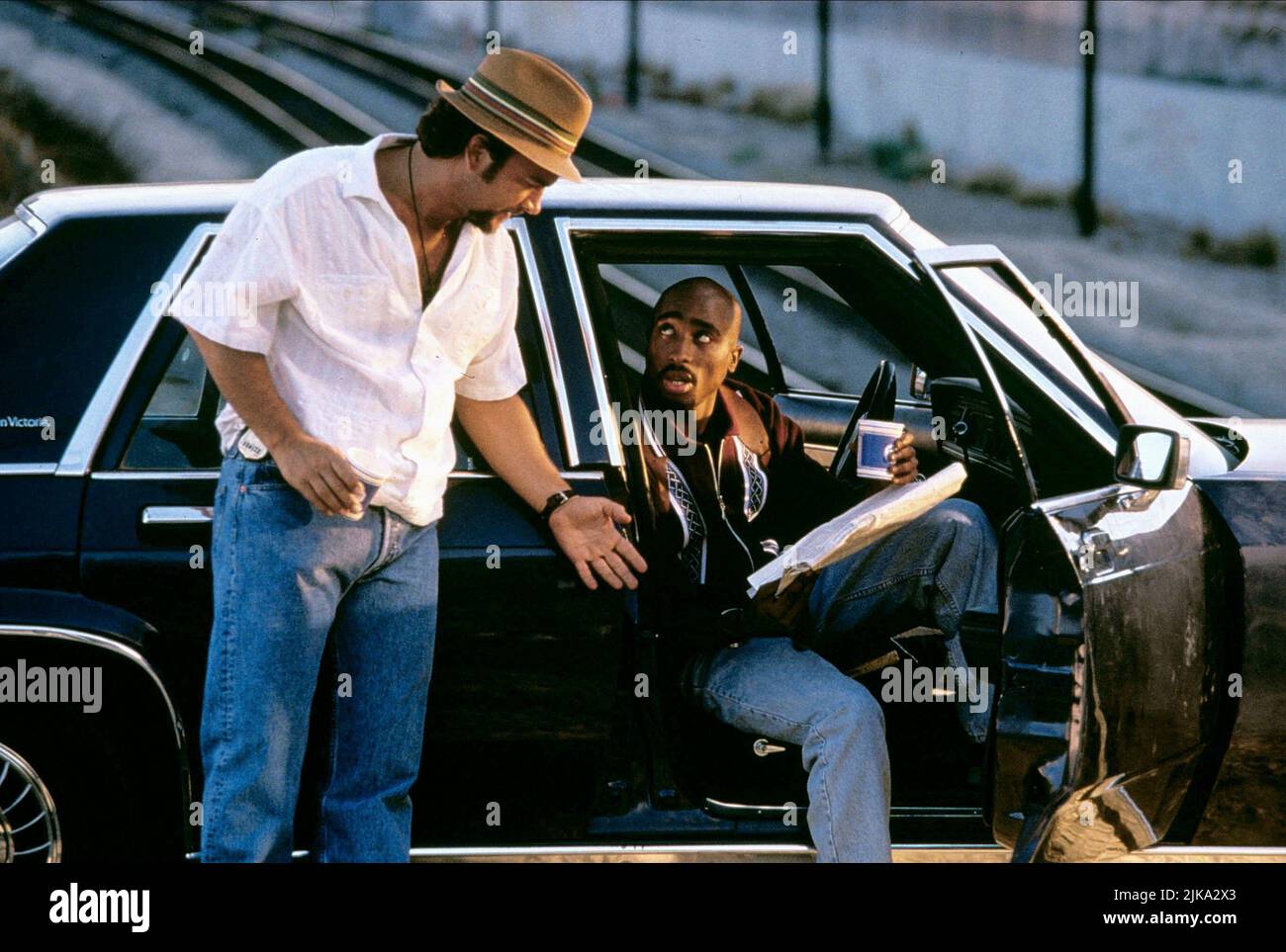 James Belushi & Tupac Shakur Film: Gang Related (USA 1997) Characters ...