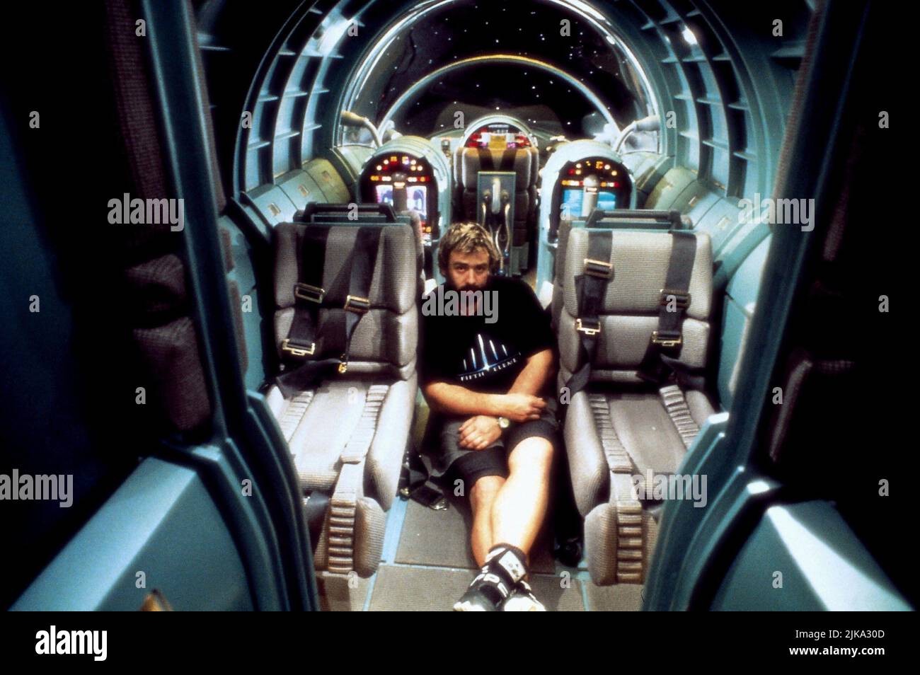 Luc fifth element 1997 hi-res stock photography and images - Alamy
