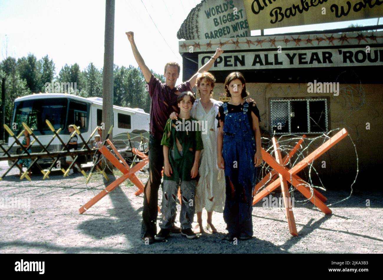 Daniel Stern, Blair Slater, Julie Hagerty & Margot Finley Film: Tourist ...