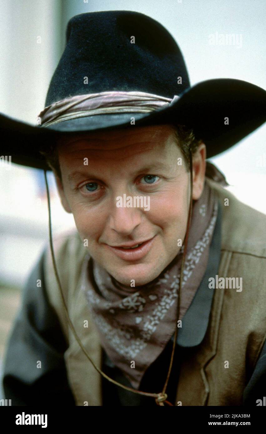 Benjamin Burch's Instagram, Twitter & Facebook on IDCrawl