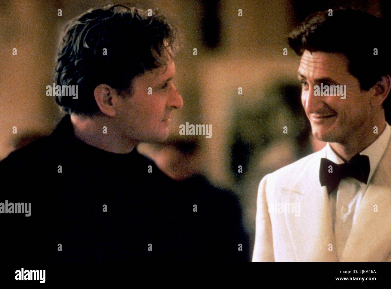 Michael Douglas & Sean Penn Film The Game (USA 1997) Characters ...