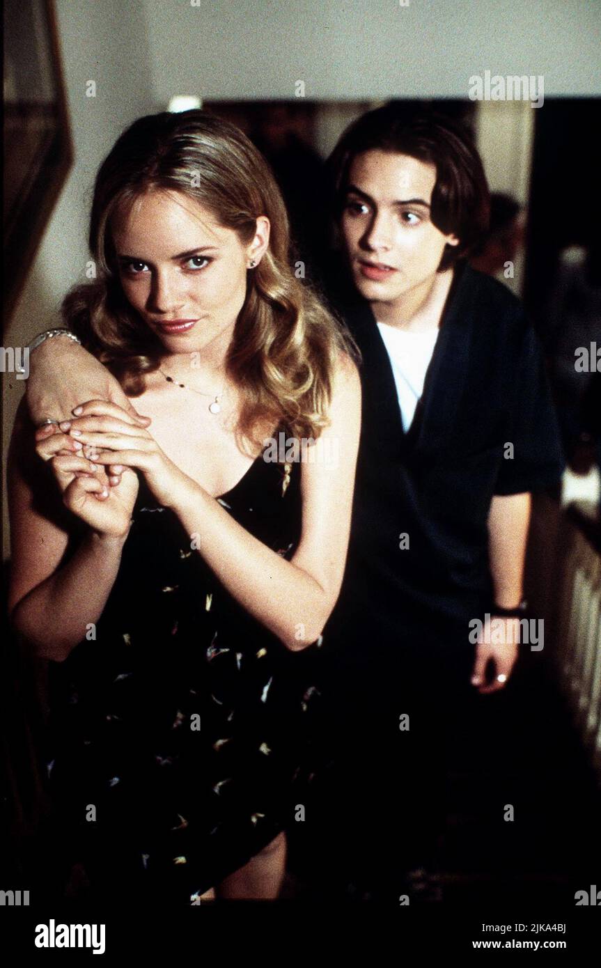 Marley Shelton & Will Friedle Film: Trojan War; Rescue Me (1998 ...