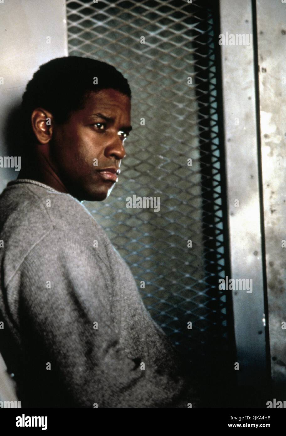 Denzel Washington Film Virtuosity (USA 1995) Characters: Lt. Parker Barnes Director: Brett ...