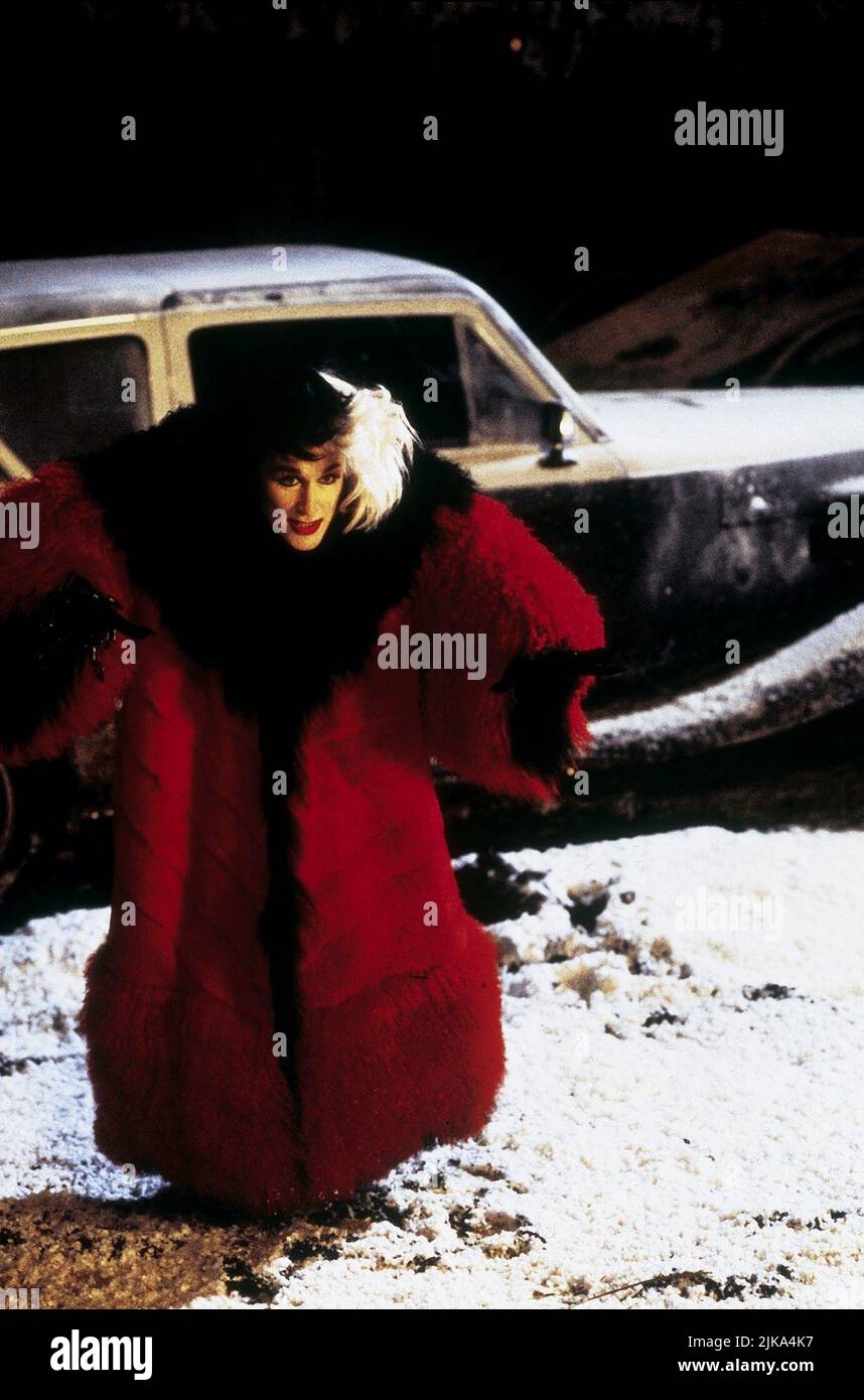 Glenn close cruella hi-res stock photography and images - Alamy